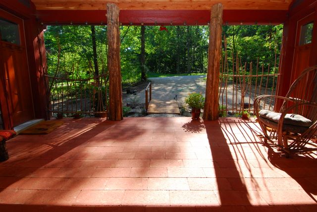 Locations Hub - Red Rabbit Inn