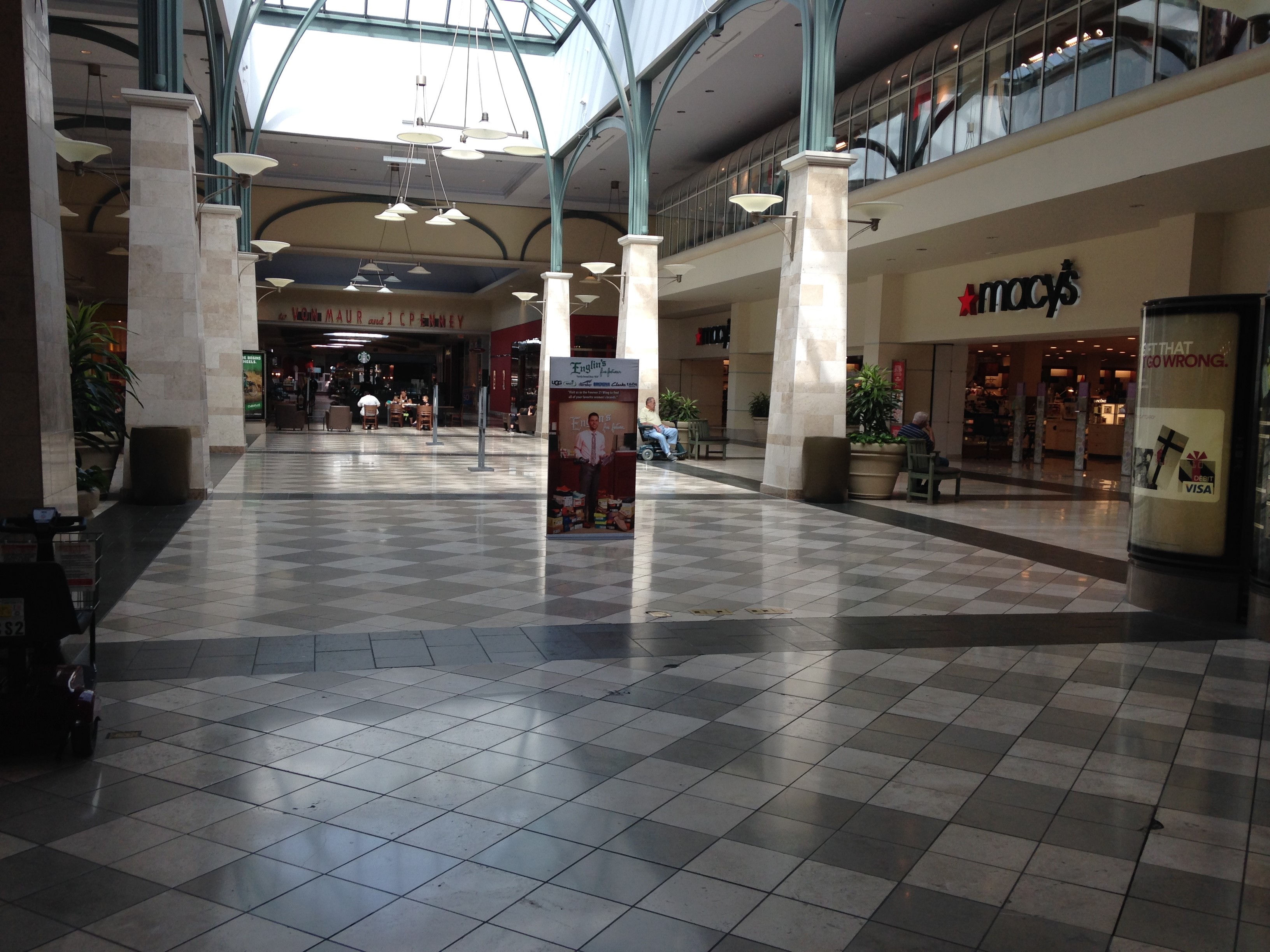 Locations Hub - Castleton Square Mall